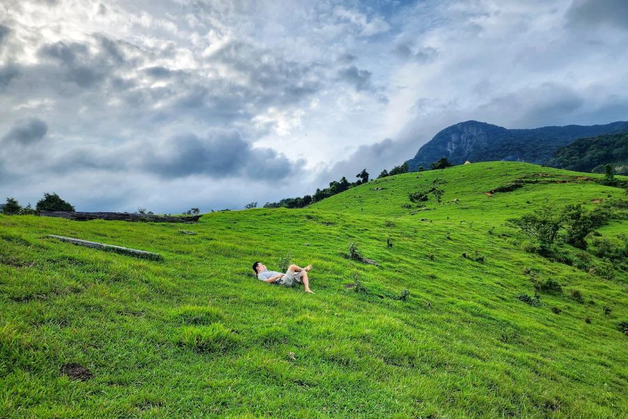 Đồi cỏ Xa Reng - Ngọn đồi xanh mát, đẹp mộng mơ giữa đại ngàn - Du lịch ...